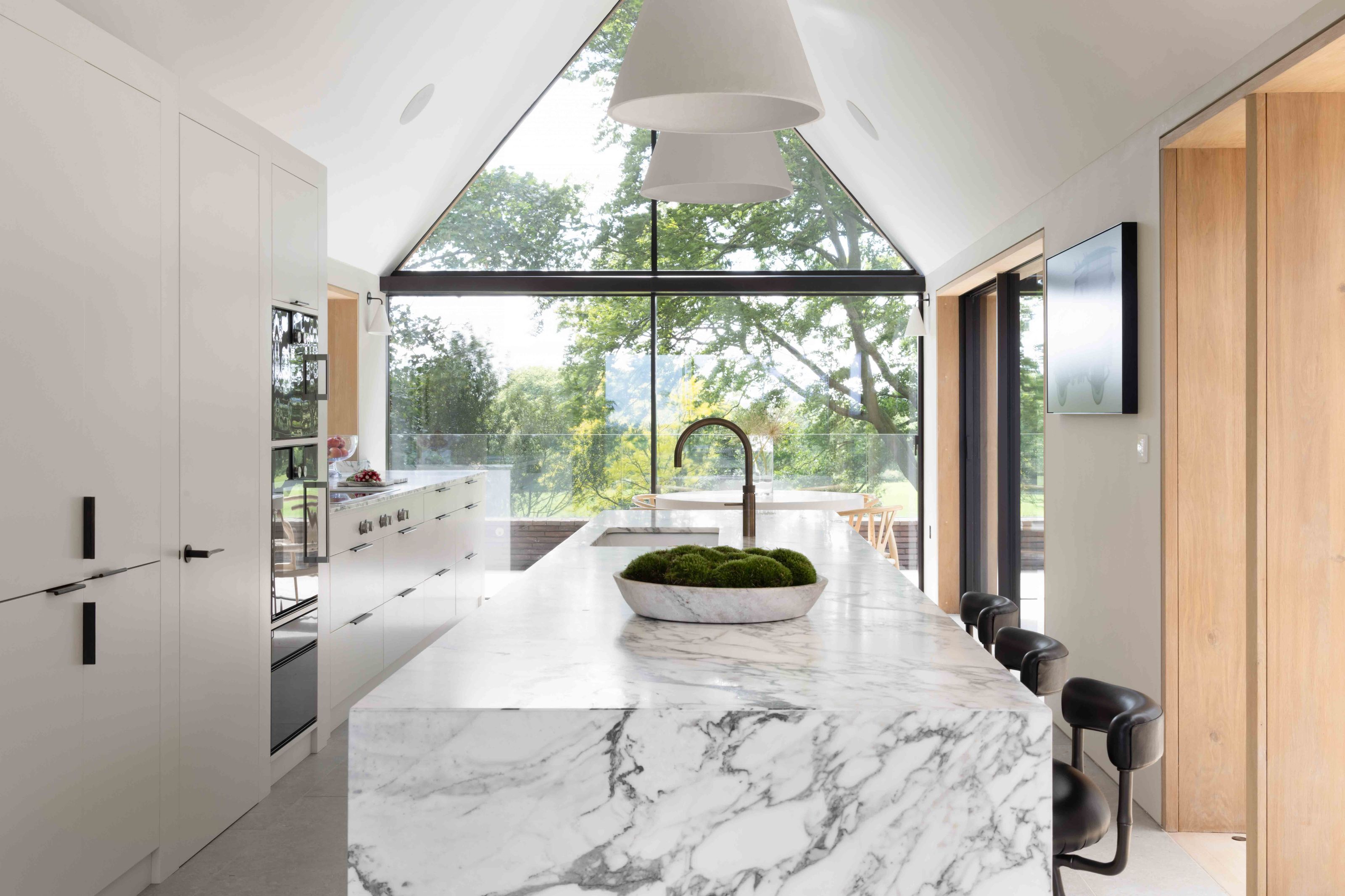 Alistair Fleming Design || Bespoke Kitchen Design at Bells Yew Green ...