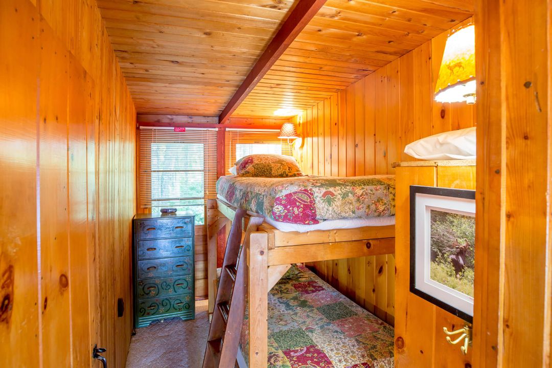 Dawn | Ludlow's Island Resort Cabins