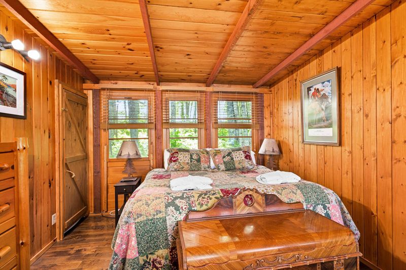 Dawn | Ludlow's Island Resort Cabins