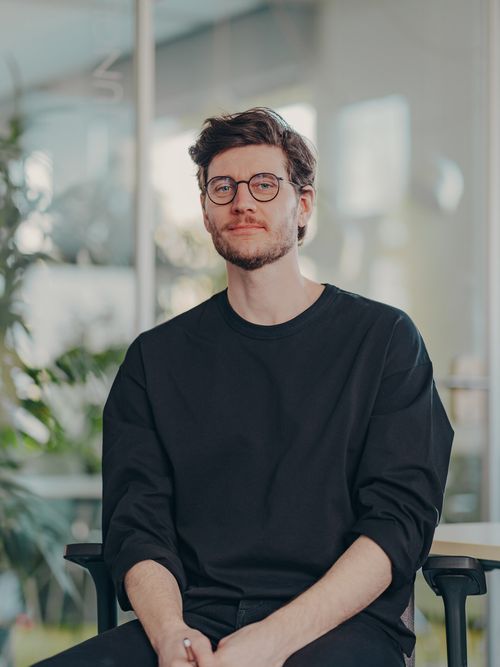 PHOENIX - Check Everyone Who's Part of the Team!