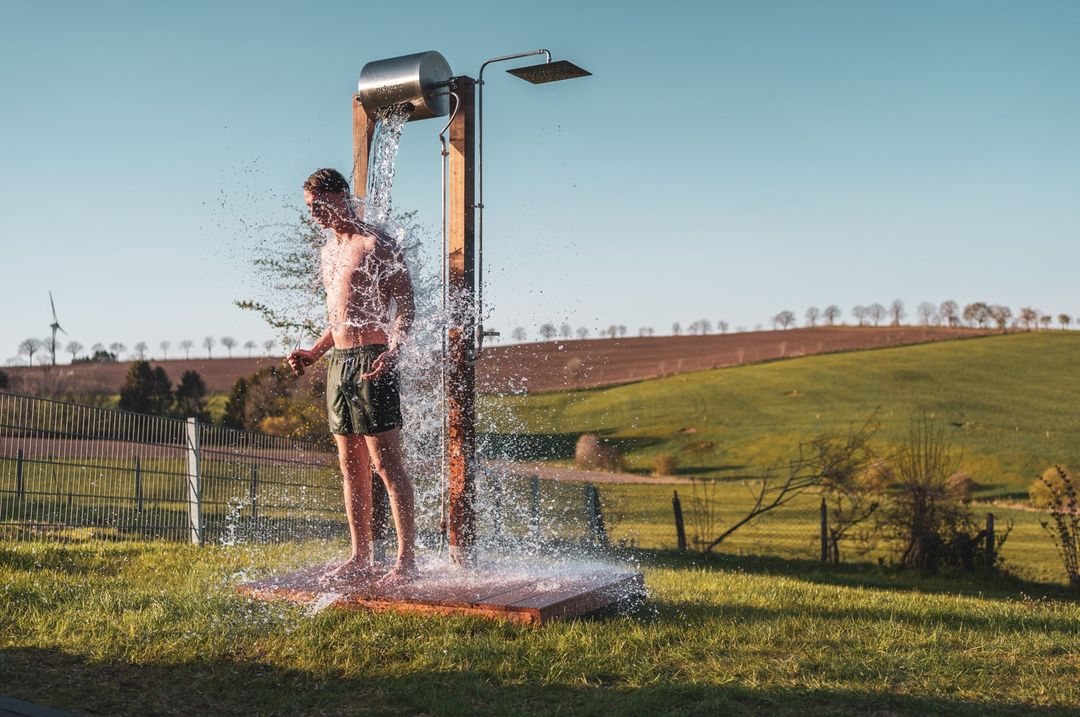 Ducktub External hot tub | Lovely seating comfort -. Welvaere