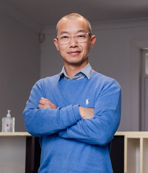 Dr Jono Yong