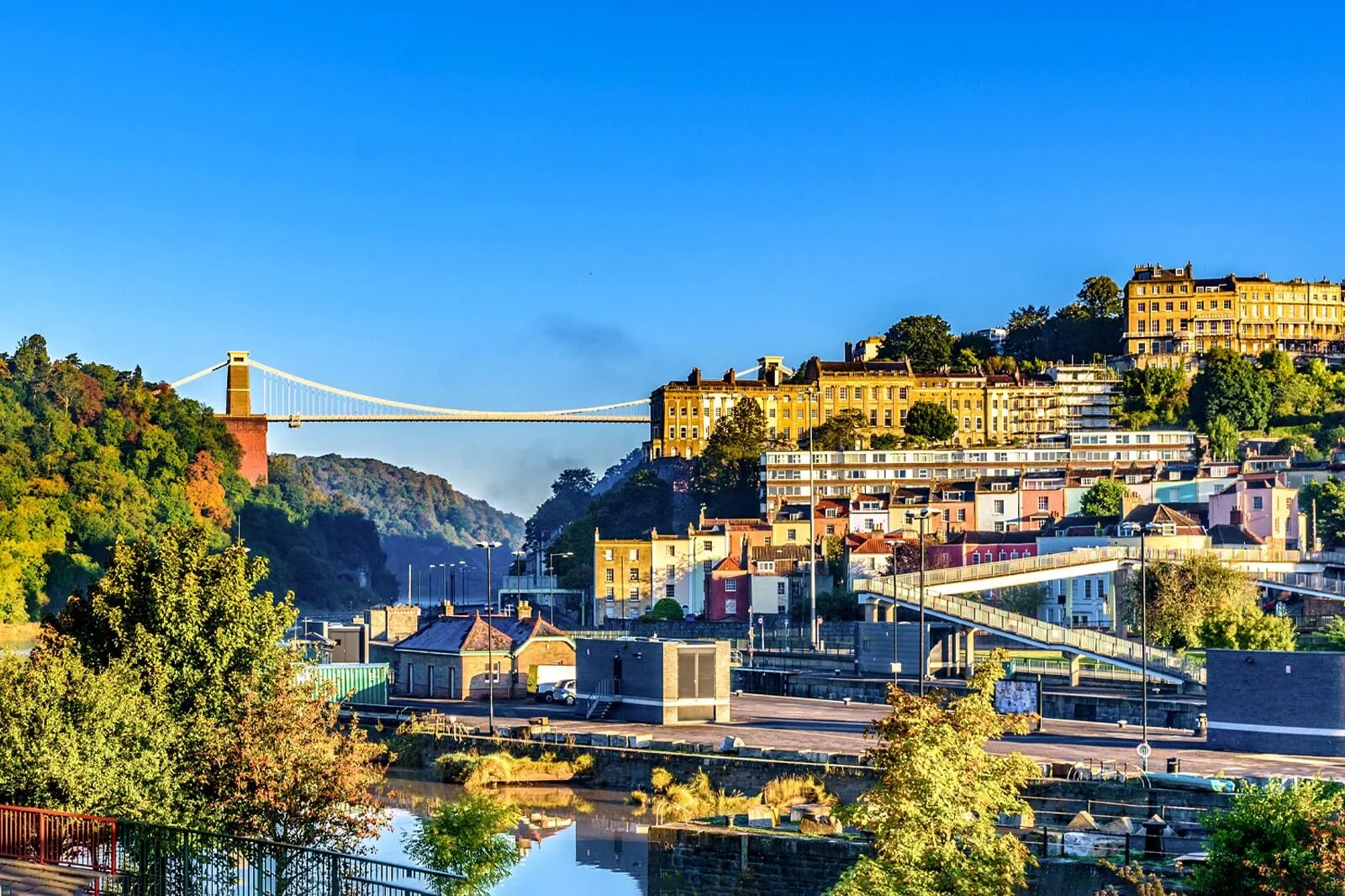 Courier Service Bristol | AMW Courier Services