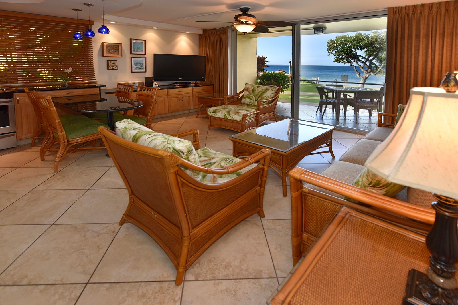 Maui Beachfront Standard Units | The Hale Pau Hana