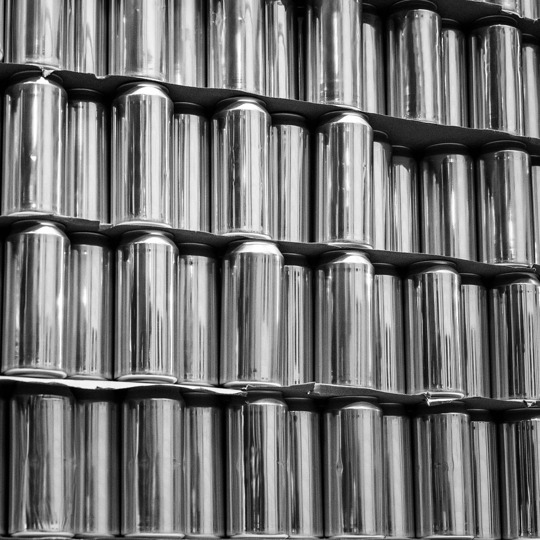 Printed / Blank Aluminum Cans | ALNA Packaging