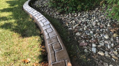 A Visual Guide to Concrete Landscape Edging Styles