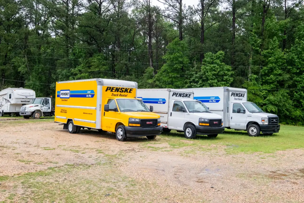 Understanding Box Truck Mechanics: Key Components That Keep You on the Road