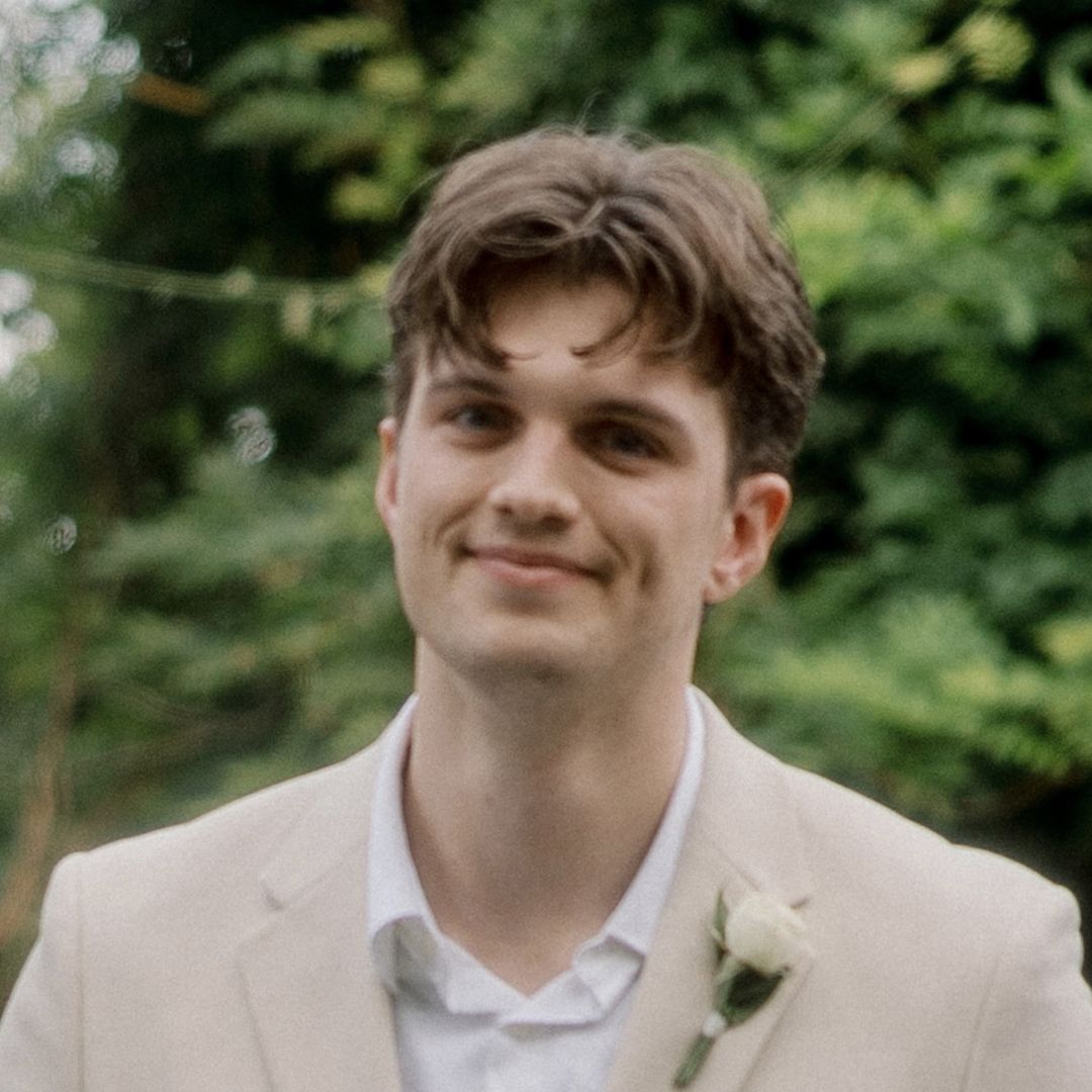 Boom Lifts: Types, Applications, and What Sets Them Apart