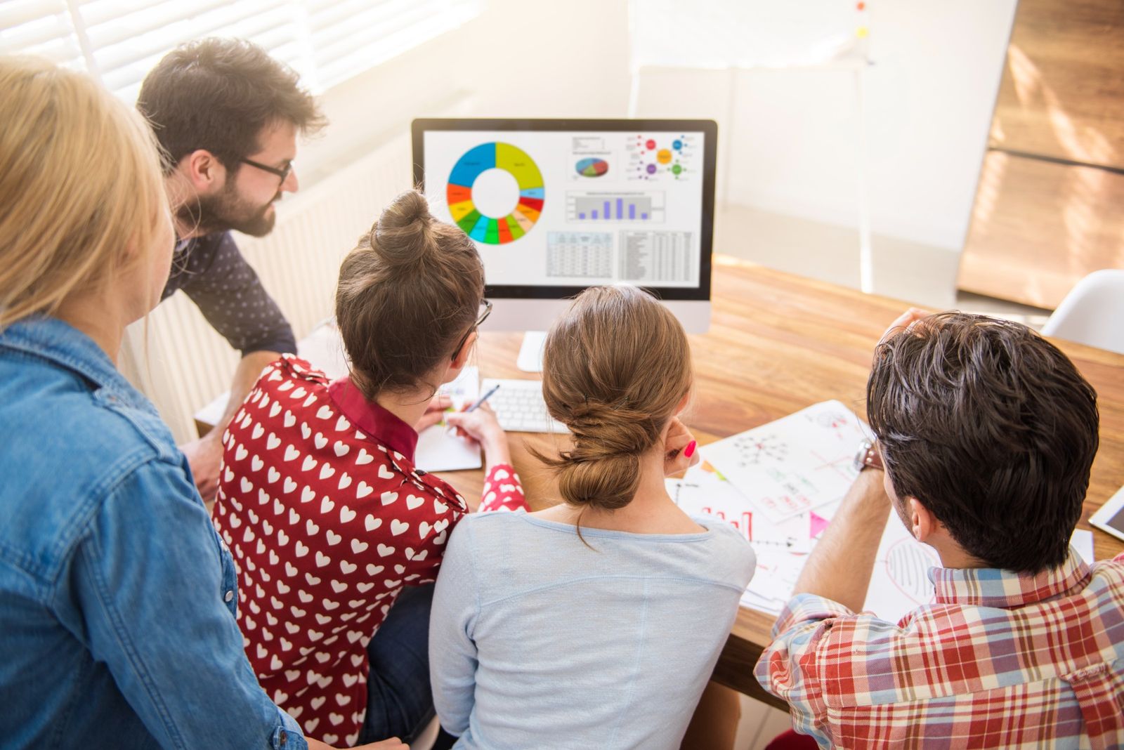 FTE Benchmarks: Five Key Benchmarking Metrics to Assess Your Workforce