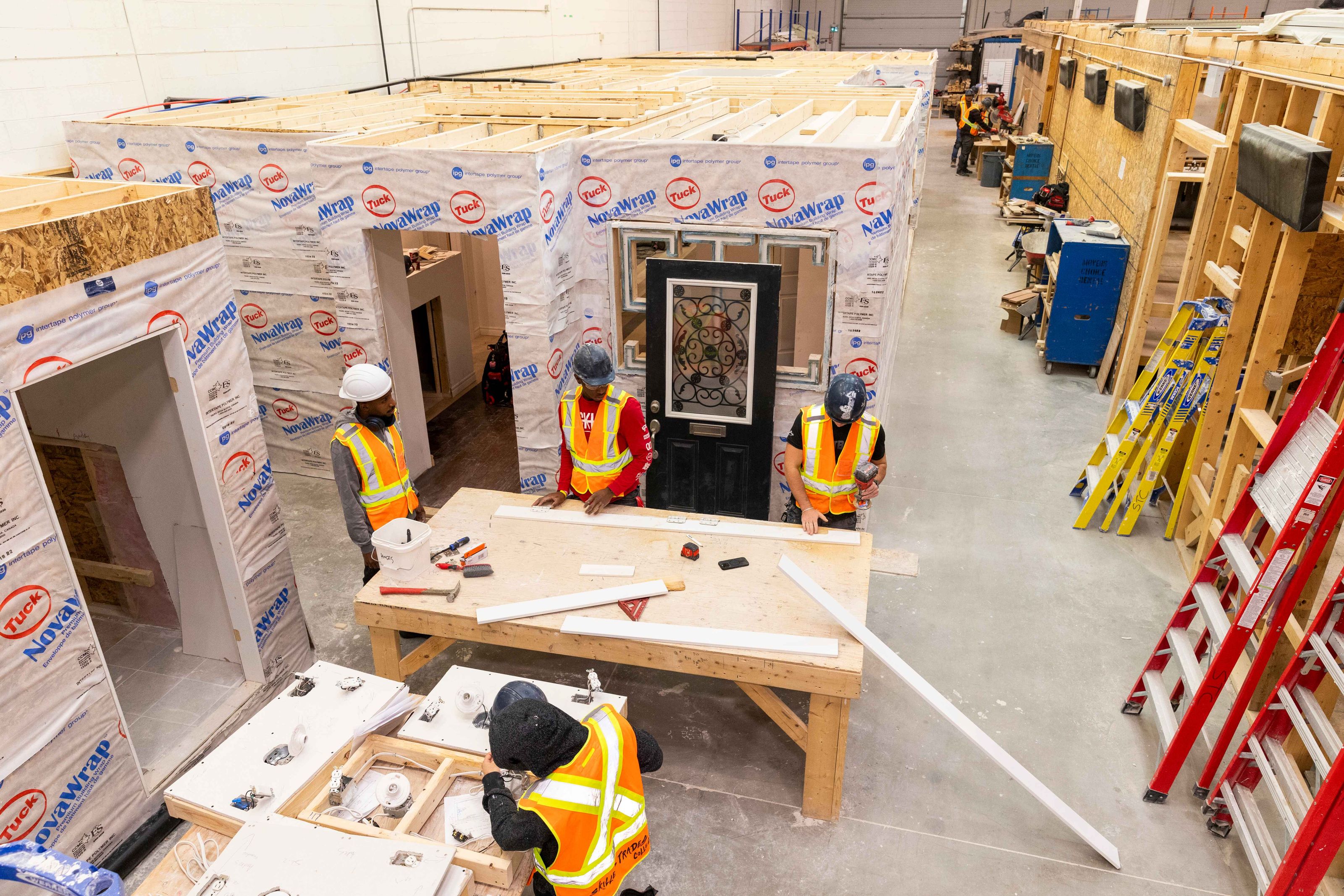 How to Become a General Contractor | Skilled Trades College of Canada