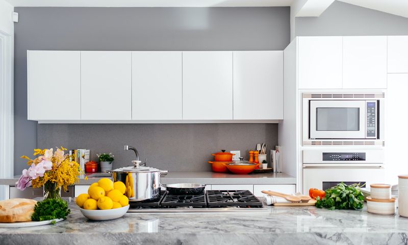 Kitchen Cleaning Checklist: Daily, Weekly, and Monthly | Homeaglow
