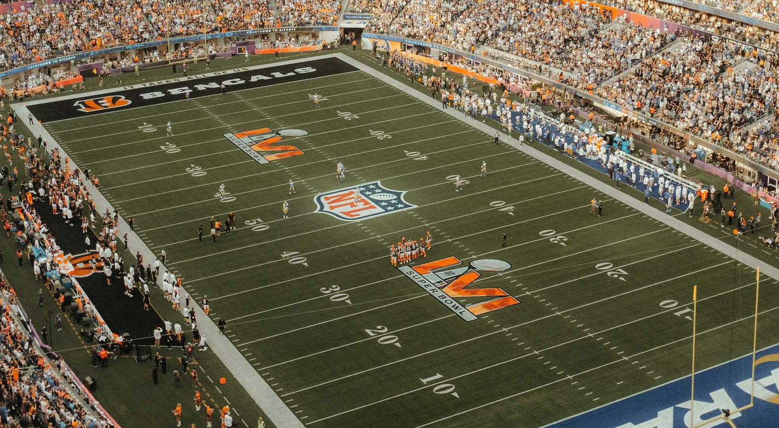 The GR8 Experience: Dive into Unmatched, One-of-a-Kind Moments