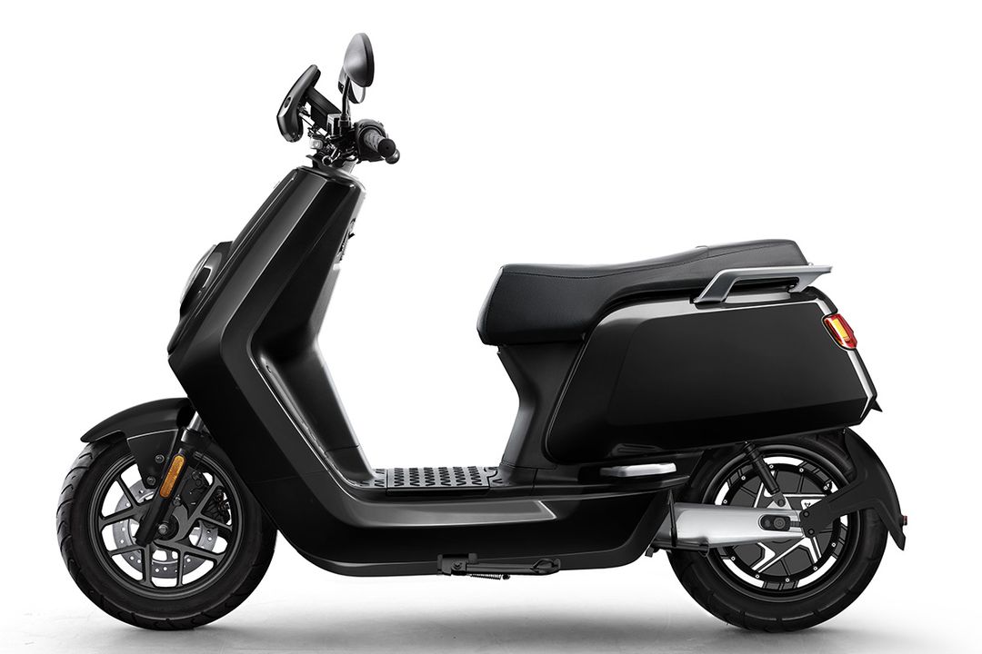 50cc and 125cc Electric Motorbikes, Mopeds and Scooters – UK Specialists