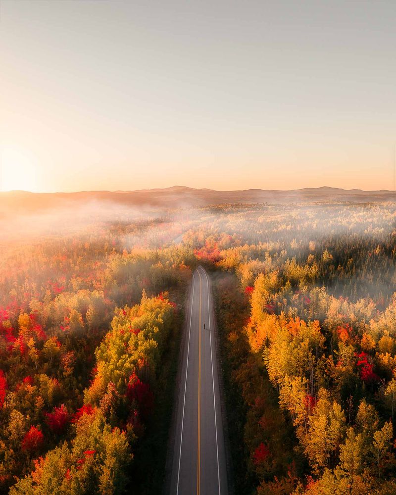 8 Best Places to See Fall Colours in Quebec: The Ultimate Guide (2025)