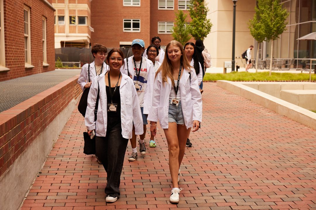 Outset: Summer Medicine Program for 9th-12th Graders