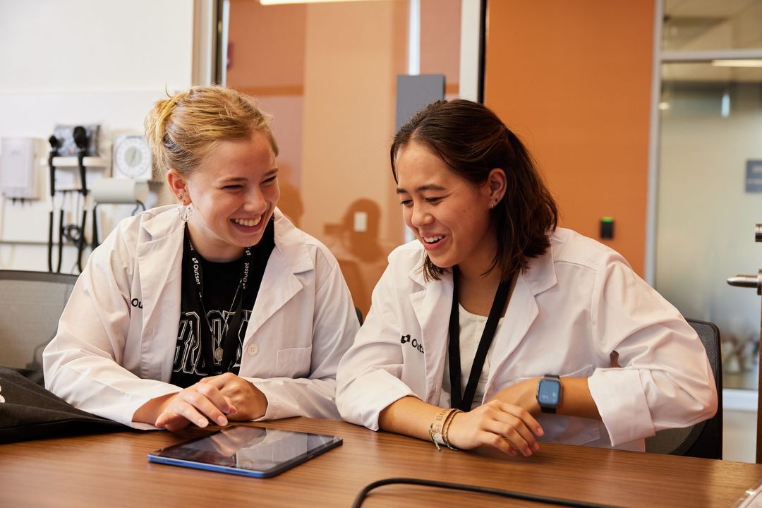 Outset: Summer Medicine Program for 9th-12th Graders