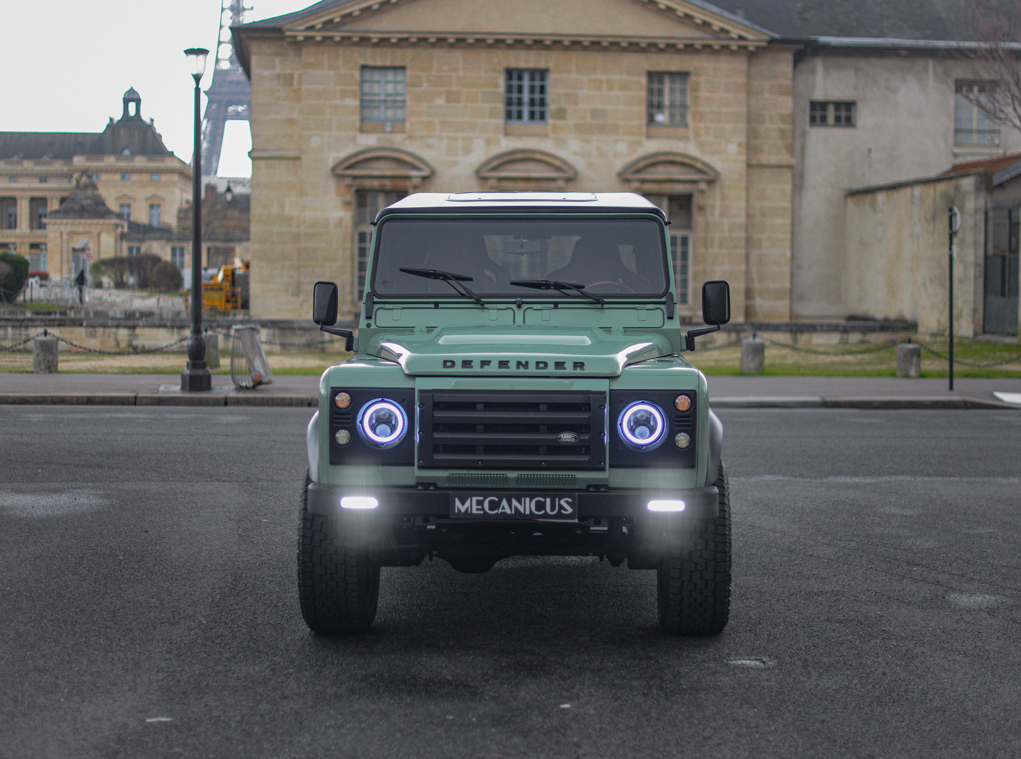 Land Rover Defender 110 TD5 *Grasmere Green* à vendre - Mecanicus