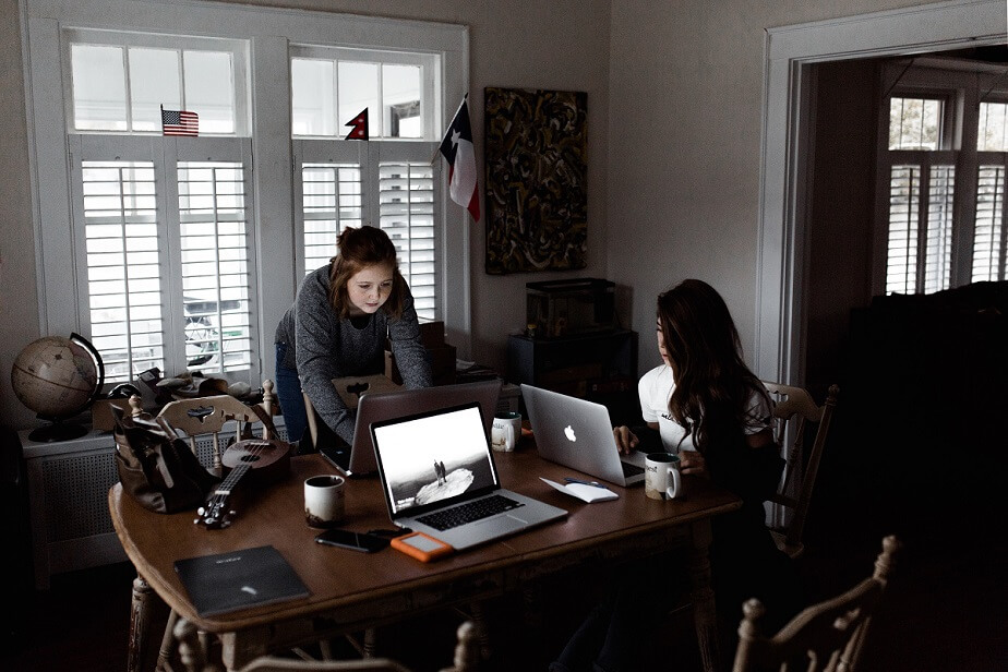 How to write a winning photographer bio in just 6 steps