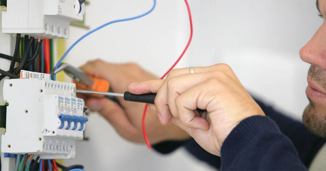 How to use an extension lead safely | J.Kirby Electrical