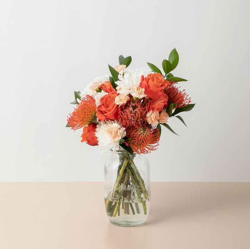 Flower Subscription: Free Shipping on Monthly Flowers