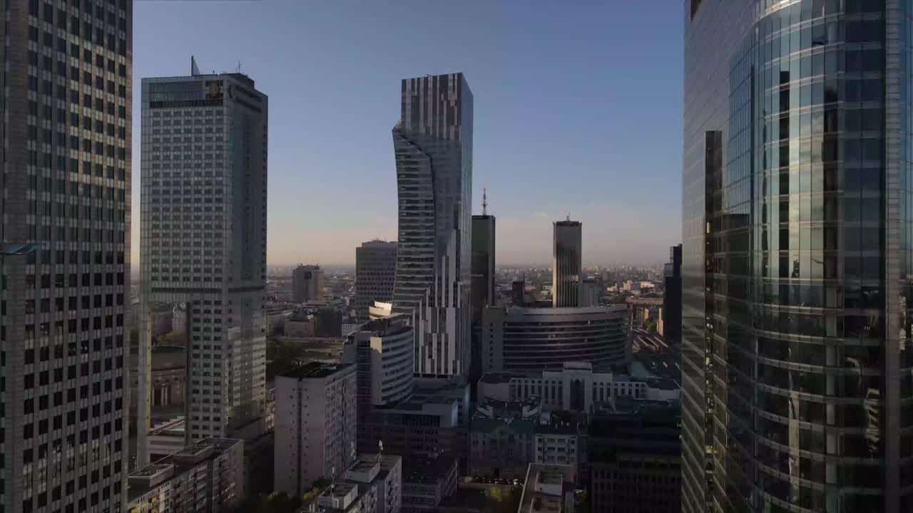 Transforming Workspaces for a Modern Tomorrow | Veris