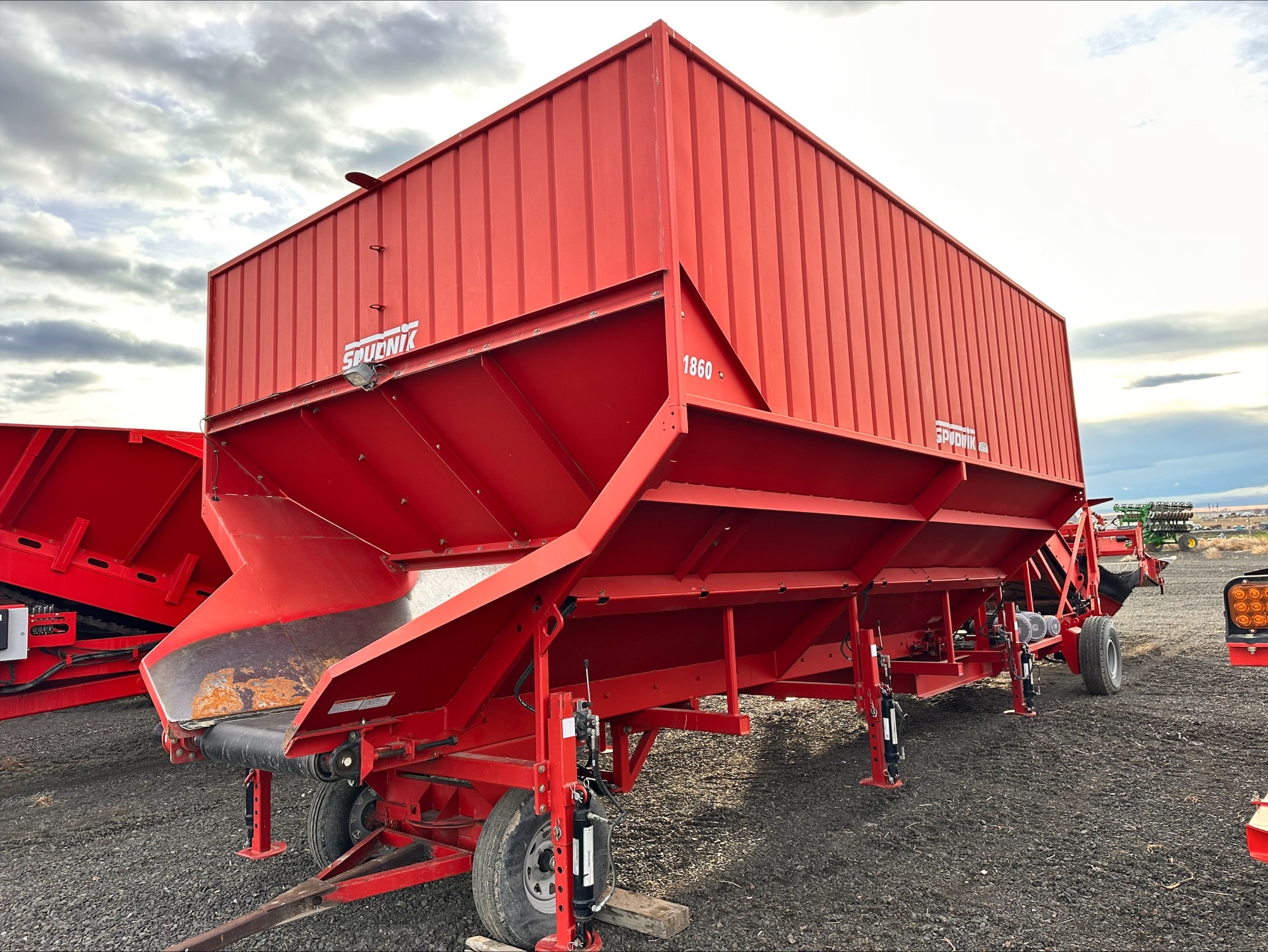 2016 Spudnik 600 Sack Evenflow Tub 1860