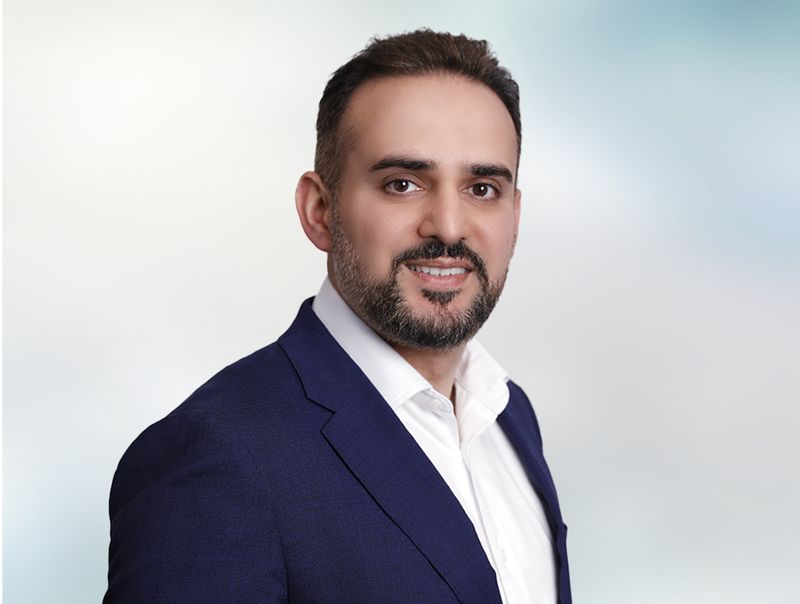 Meet the team - Select Group's Team of International Experts