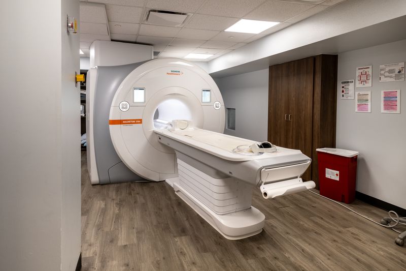 Full-body MRI Scan | Lenox Hill Radiology | Ezra