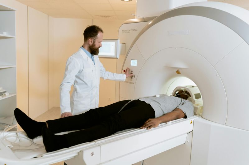 MRI Scan with Contrast Side Effects: What to Know - Ezra