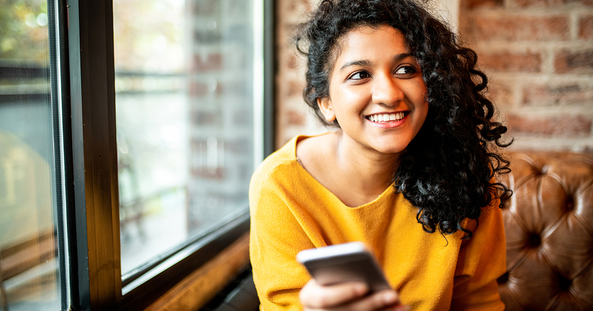 Pros and cons of employee incentive programs