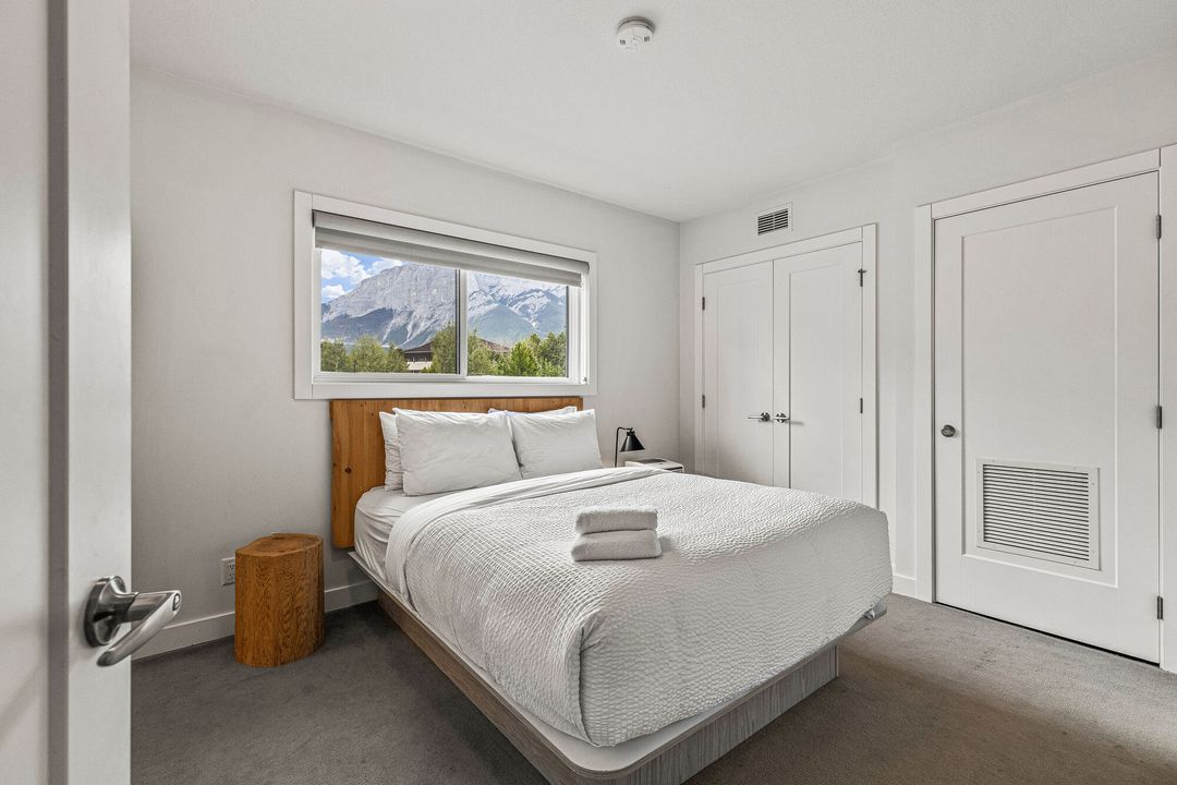 Basecamp Resorts Canmore | Boutique Hotel Canmore