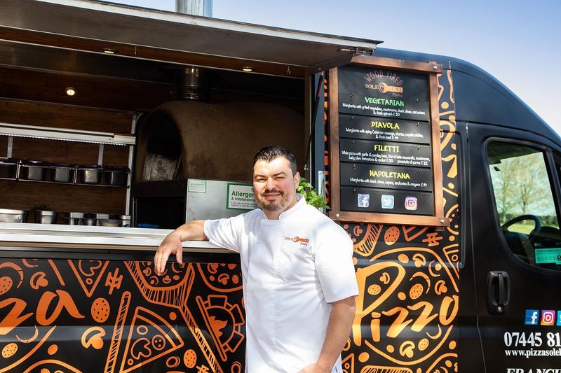 Sole Luna Pizza - Mobile Catering Pizza Vans