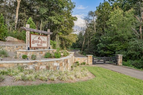Prime River Ridge Farms TN Land from The Woodland Group
