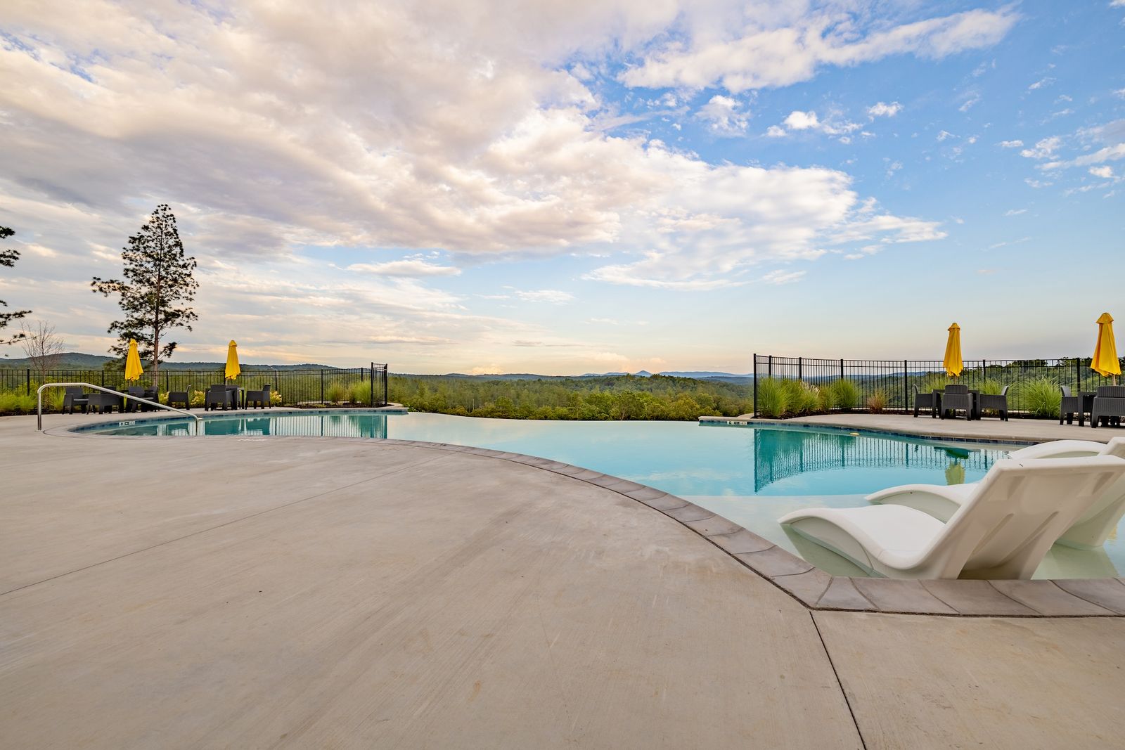 Prime River Ridge Farms TN Land from The Woodland Group