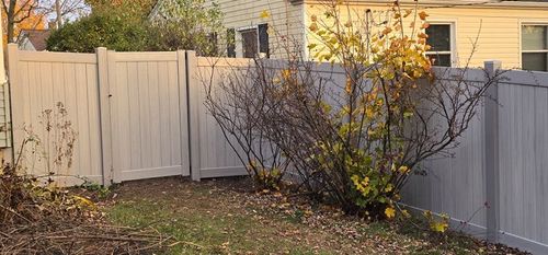 California Fence Laws: Good Neighbor & Local Laws