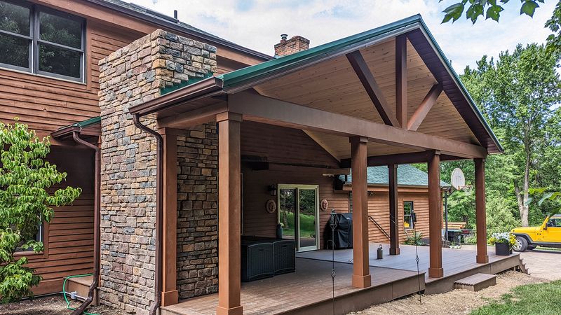 Custom Amish Built Porches | Dutchmen Decks