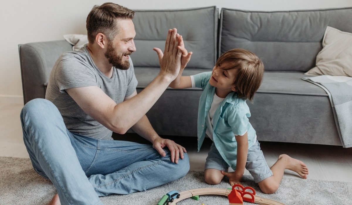 Shaping in ABA: Everything Parents Need to Know + Examples!