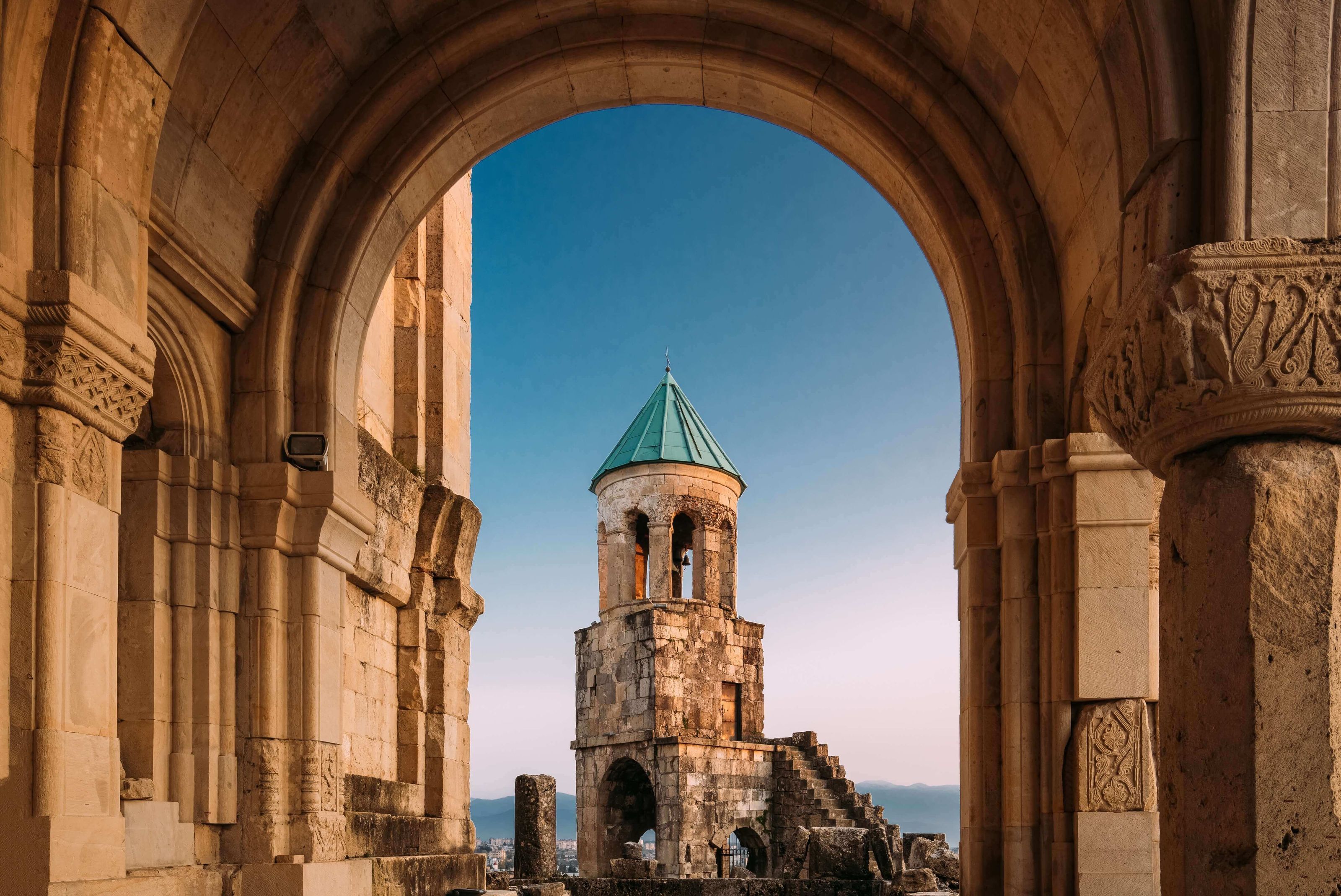 10 Famous Architects and Their Journey to Fame