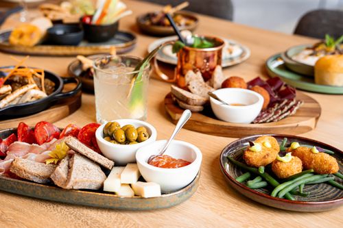 Villars Lodge: A laid-back Swiss Lodge, where casual meets trendy.