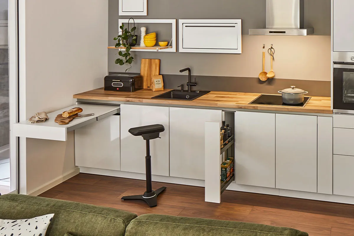 TopFlex extension table fitting: Invisible & space-saving