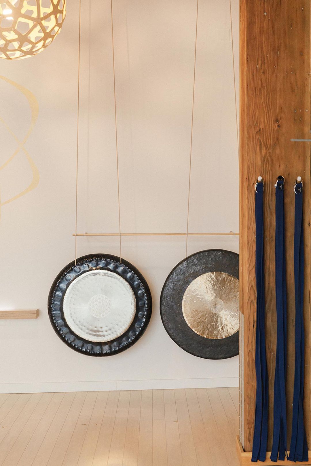 Location — Mind.Body.Hum