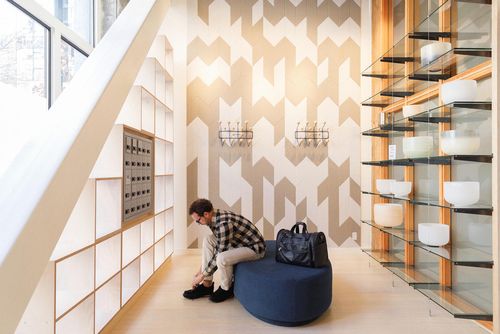 Location — Mind.Body.Hum