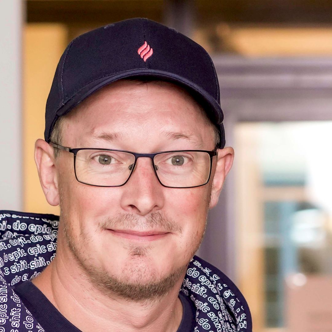 Hydra - Serverless Analytics on Postgres