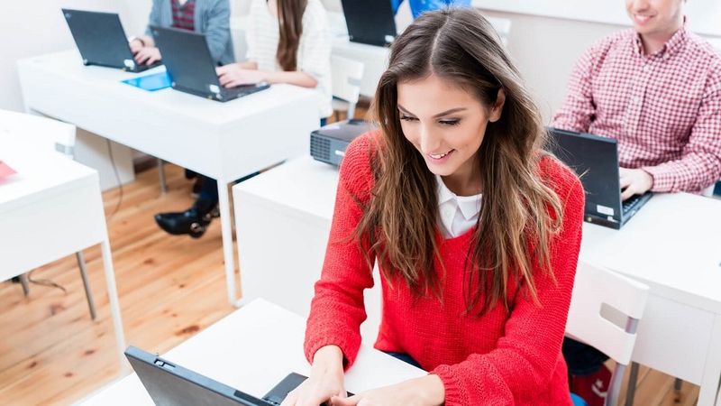 Code de la route GRATUIT tests et séries en ligne 2024 - Ornikar