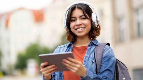 Fonctionnement des feux adaptatifs des véhicules - Ornikar