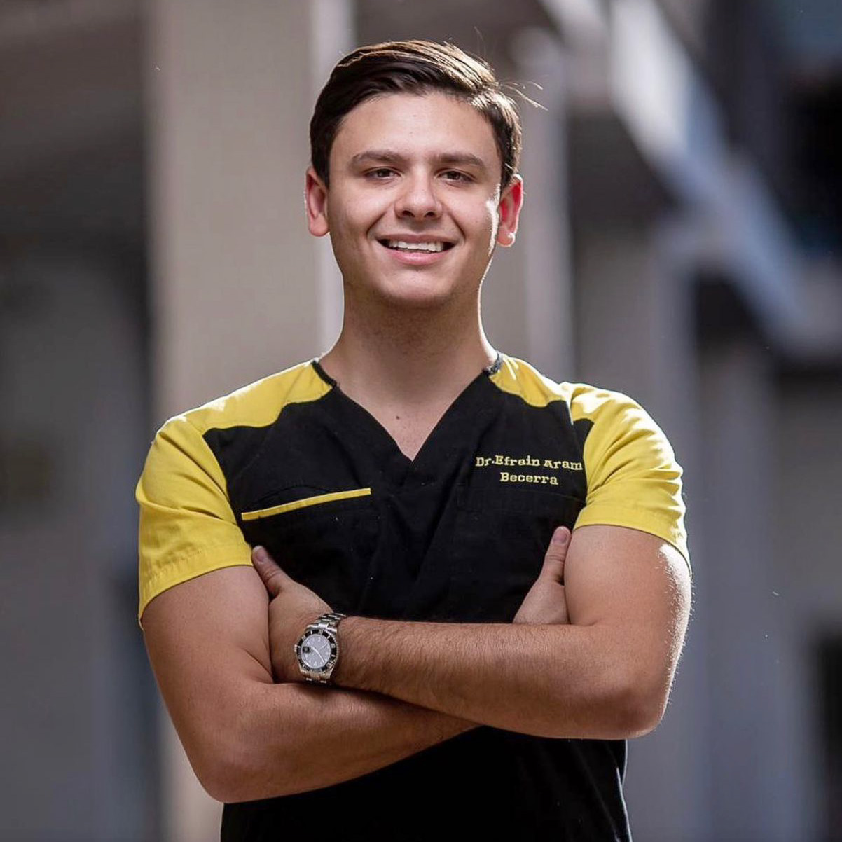 Implantes dentales | Dr. Efrain Aram Becerra