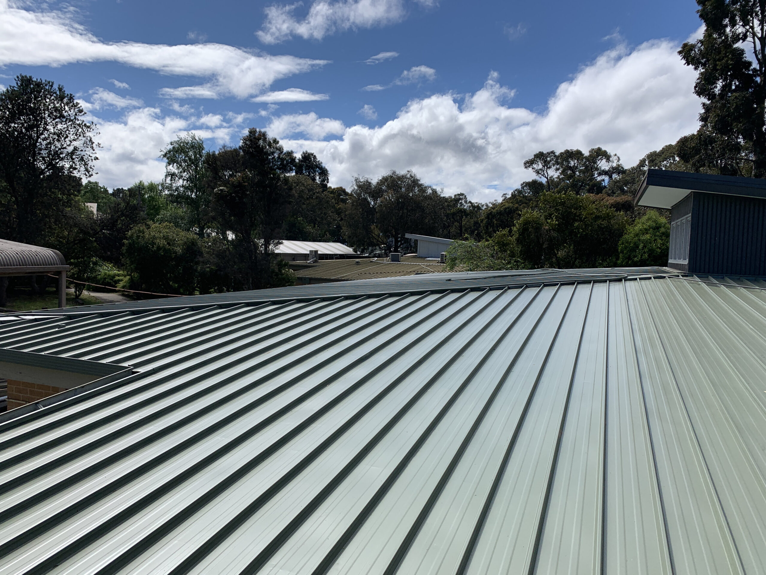 What are the Benefits of a Cool Roof? | Avello Group