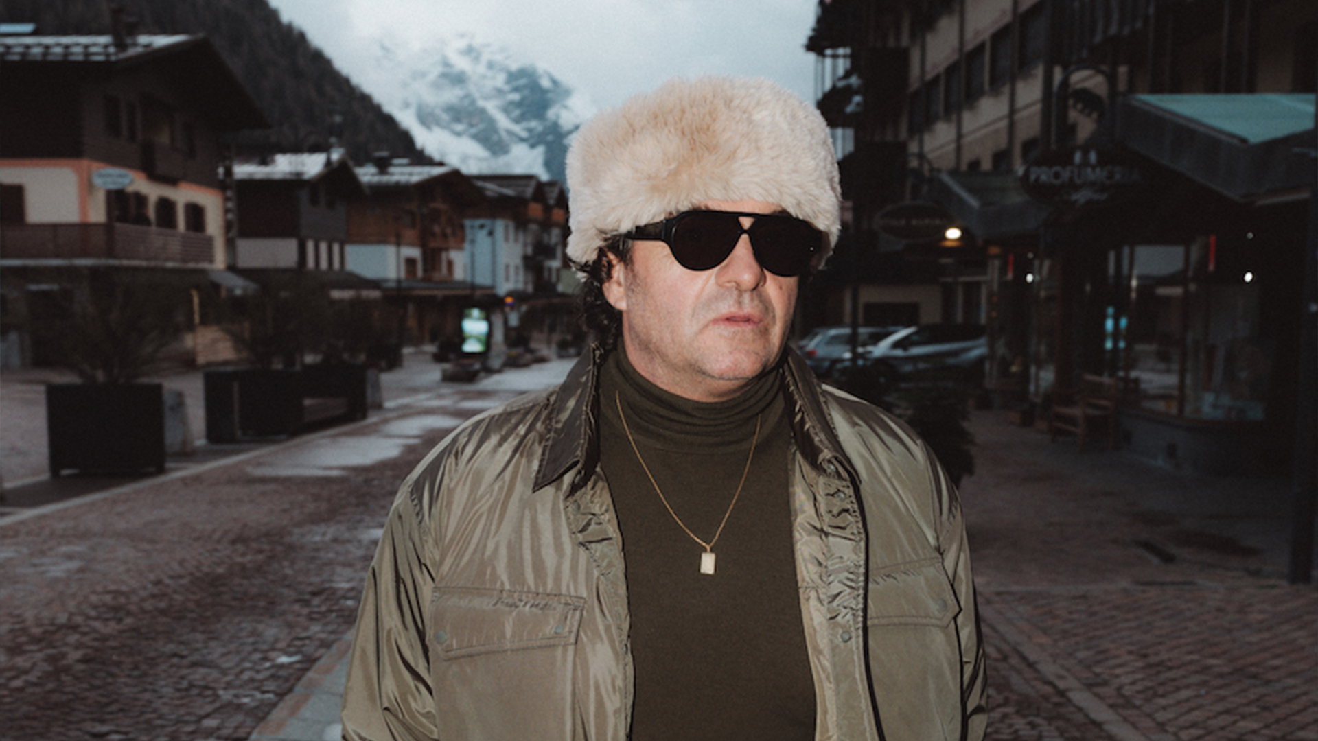 Alberto Tomba, figure de la campagne Napapijri Automne/Hiver 2025