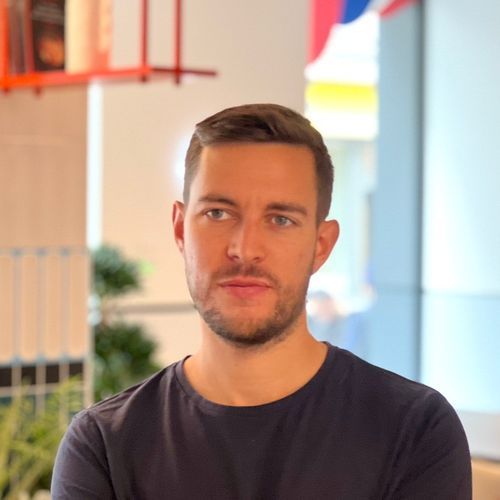 Use Case Fundora → Bulldozer → Le collectif d'experts en marketing & growth