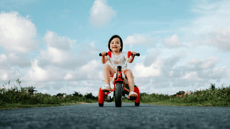 Early Childhood Gross Motor Skills: Development & Activities